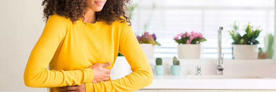 Conheça os alimentos que podem piorar a azia - Sonrisal Conheça os alimentos que podem piorar a azia - Sonrisal